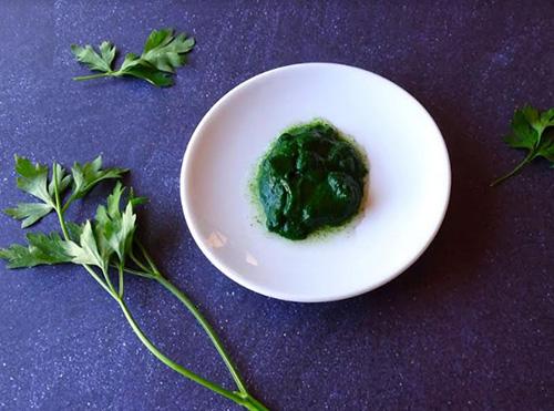 DIY Chlorophyll Extract - The Lost Herbs