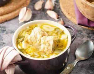 Drink These to Reduce Bloating - The Lost Herbs