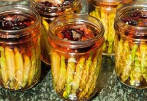 10 Flowers You Did Not Know You Can Pickle - The Lost Herbs