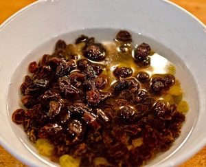 What Happens If You Drink Raisin Water? - The Lost Herbs